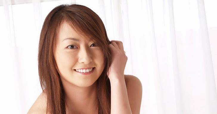 A Man Says (Av,BodyArt): 青木玲 Aoki Rei - 從青春年華演到媽媽的朋友