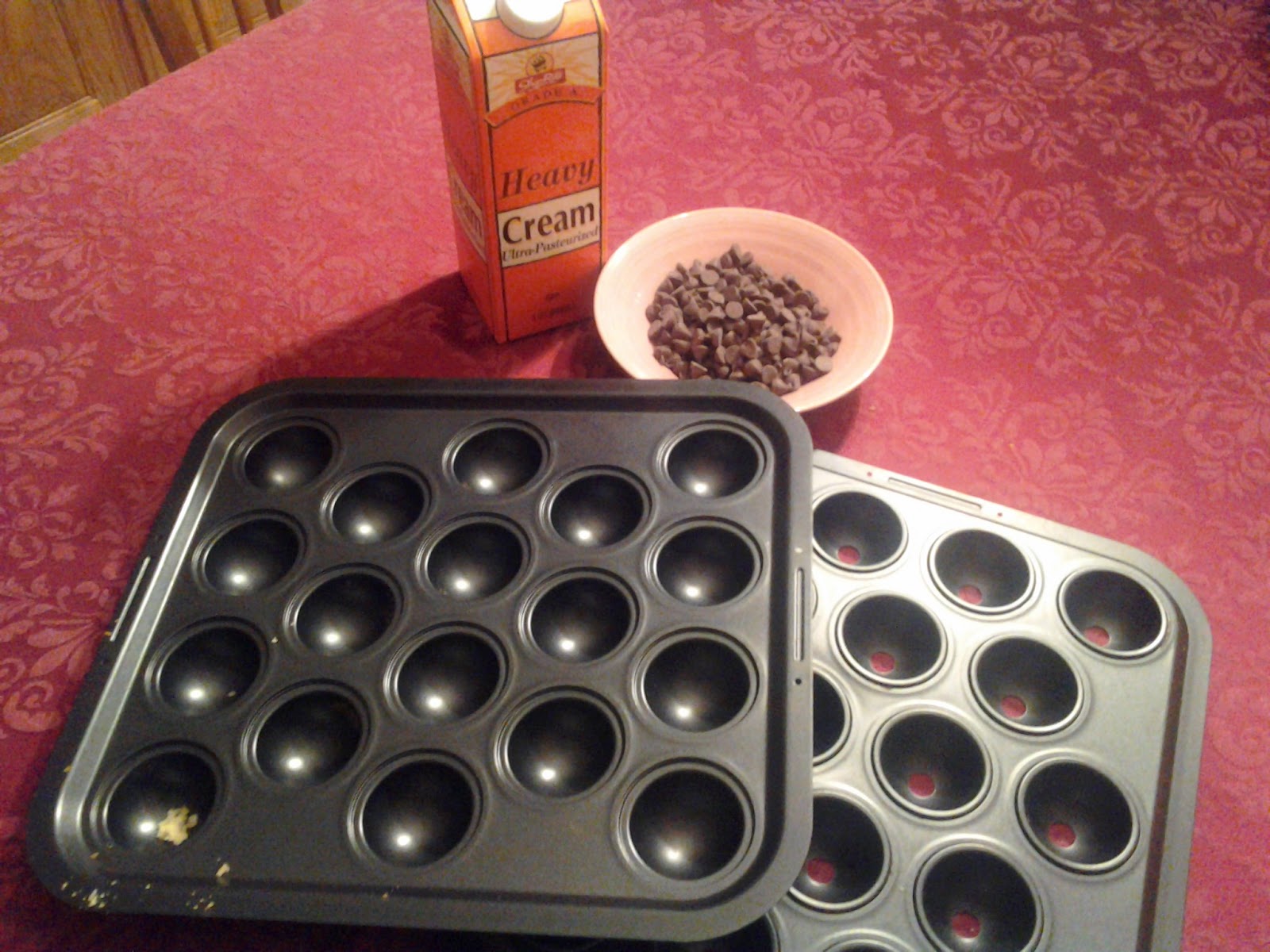 Cousins in the Kitchen: Jelly-Filled Cake Balls