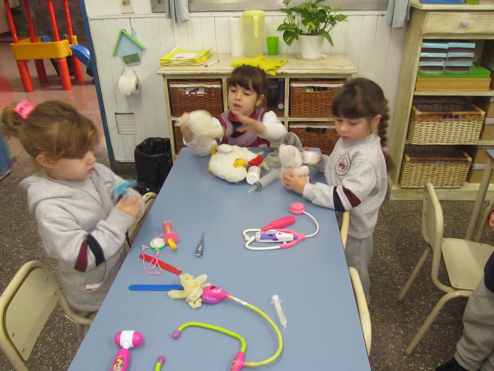 EL JARDIN DEL ALMAFUERTE: JUEGO DRAMÁTICO: EL DOCTOR