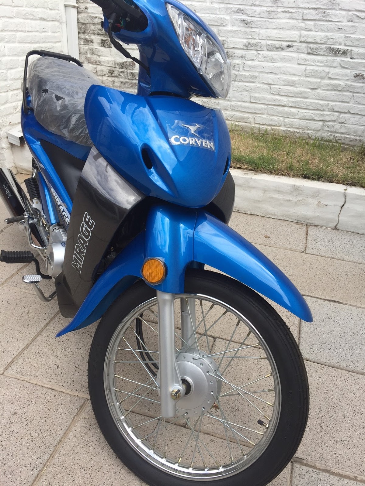 Corven mirage 110cc: Bienvenida Corven Mirage 110cc R2
