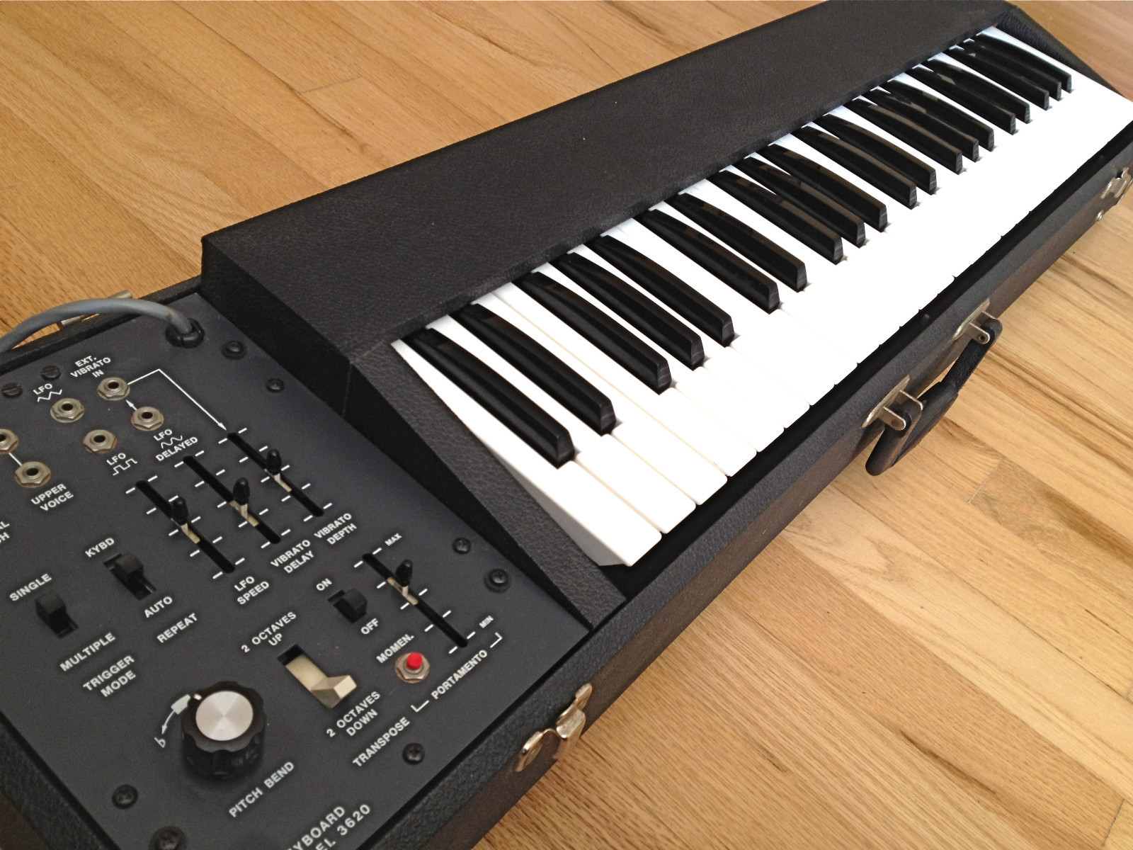 MATRIXSYNTH: 1974 ARP 2600 Vintage Analog Synthesizer w/ 3620 Keyboard ...