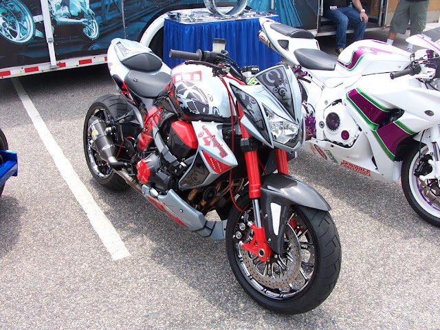 Story of motorbike modified in worldwide: Kawasaki Z1000 Modified