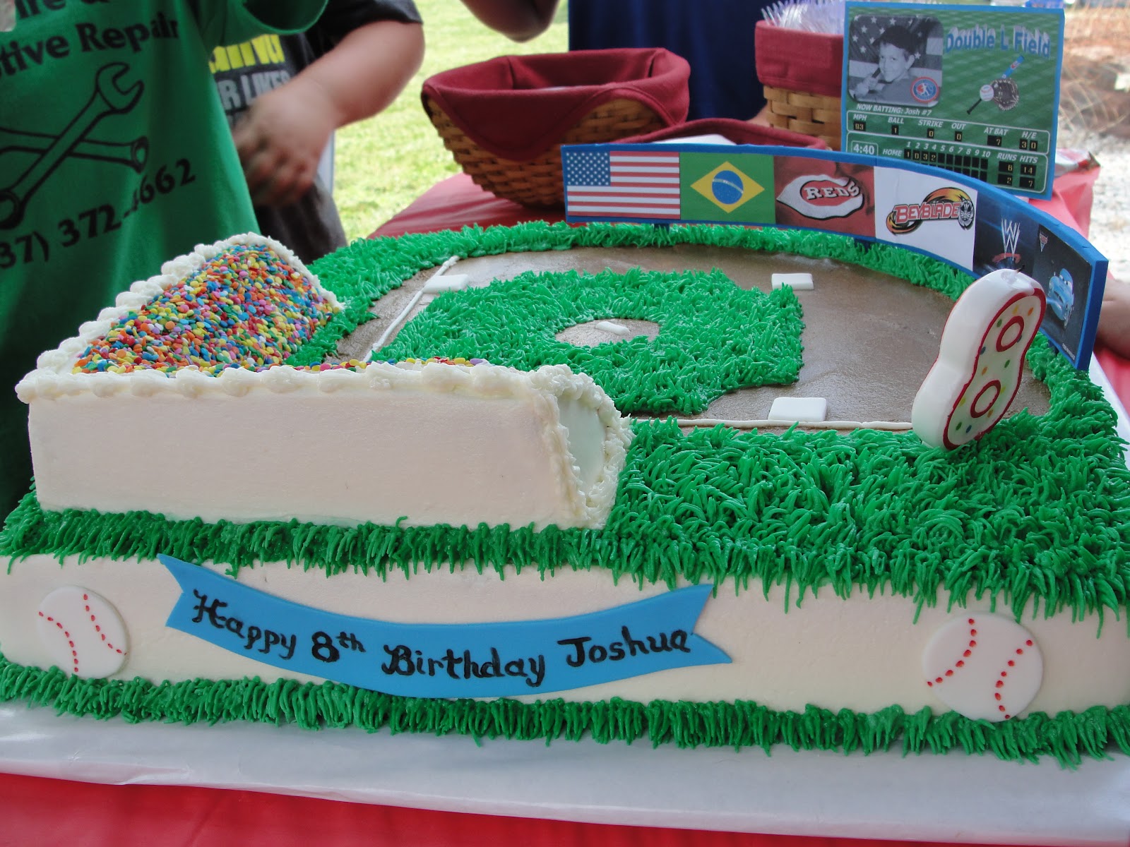 Bia & Josh's Mom: Baseball Field Cake
