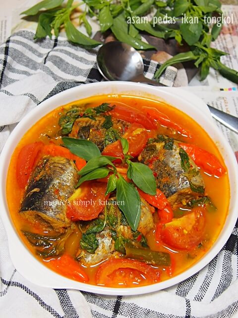 Asam Pedas Ikan Tongkol Dengan Kemangi Monics Simply Kitchen