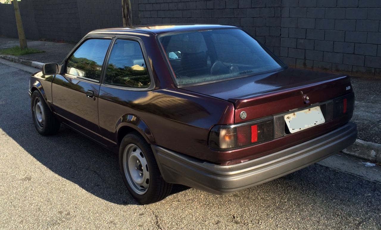 Clássicos: VW Apollo 1992 1.8 Ap