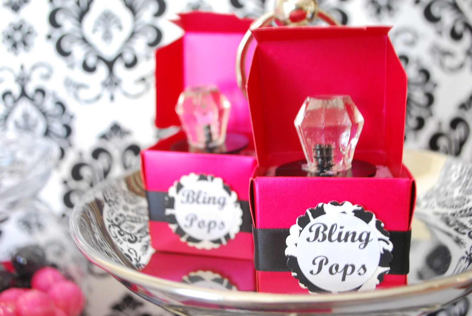 Fête Fanatic: Candy Buffet: A Thing for Bling