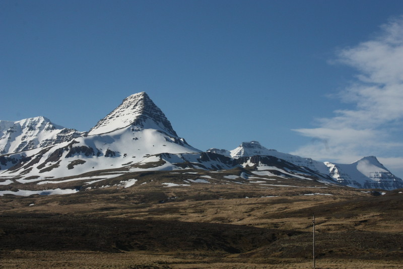 Mountain View: Iceland .. A Rocky Isle in the Ocean