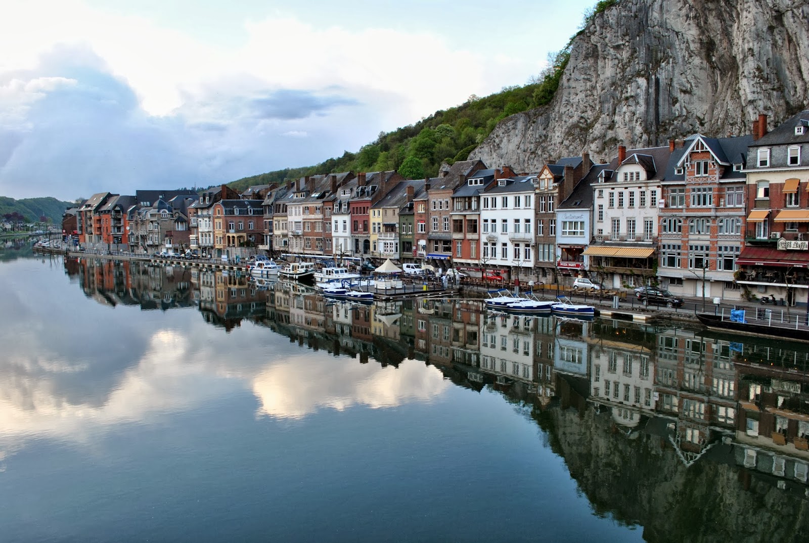 PhotoCosmos: Dinant Belgium