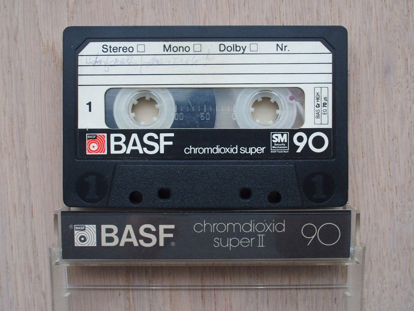 Audiochrome: Cassette tape comparative measurements: BASF chromes and ...