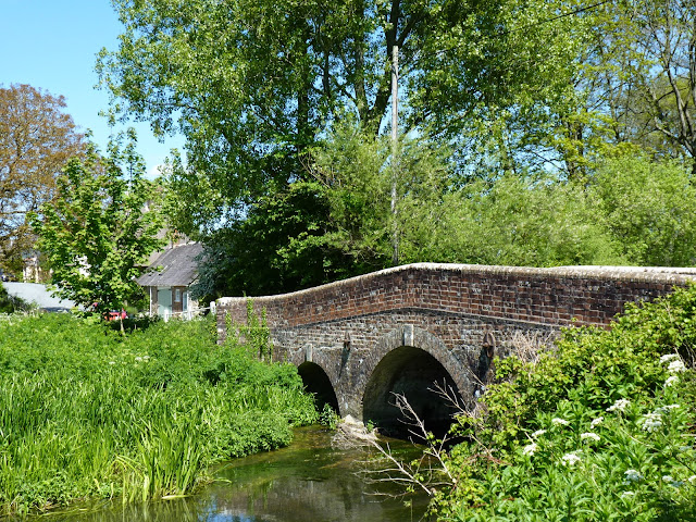 365 Days.: To Lower Bockhampton, Dorset, Great Britain.