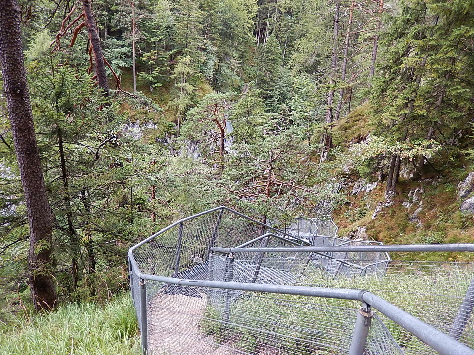 Der Wanderfreund: Wanderung Mittenwald Leutascher Geisterklamm ...