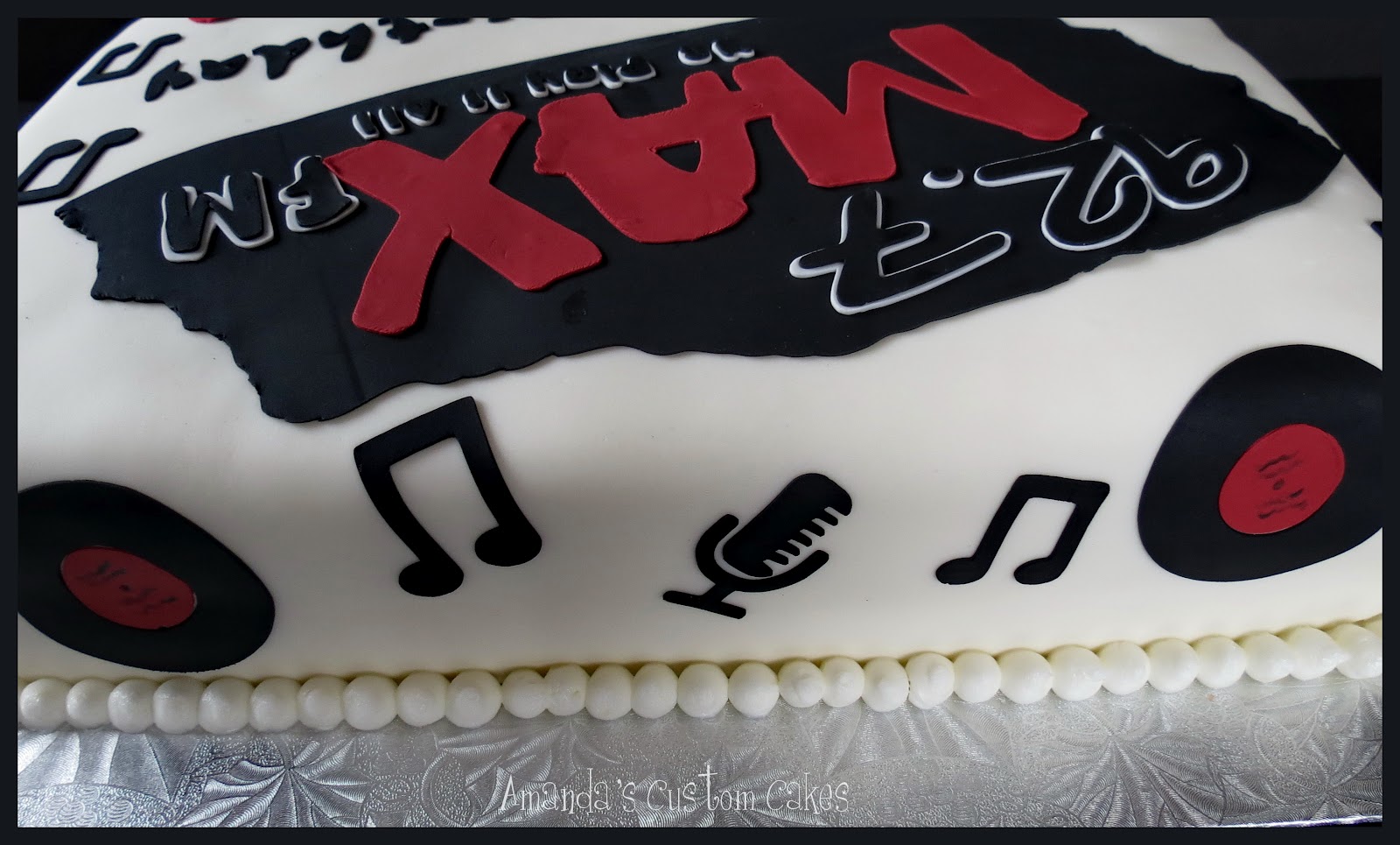 Amanda's Custom Cakes: Radio DJ cake