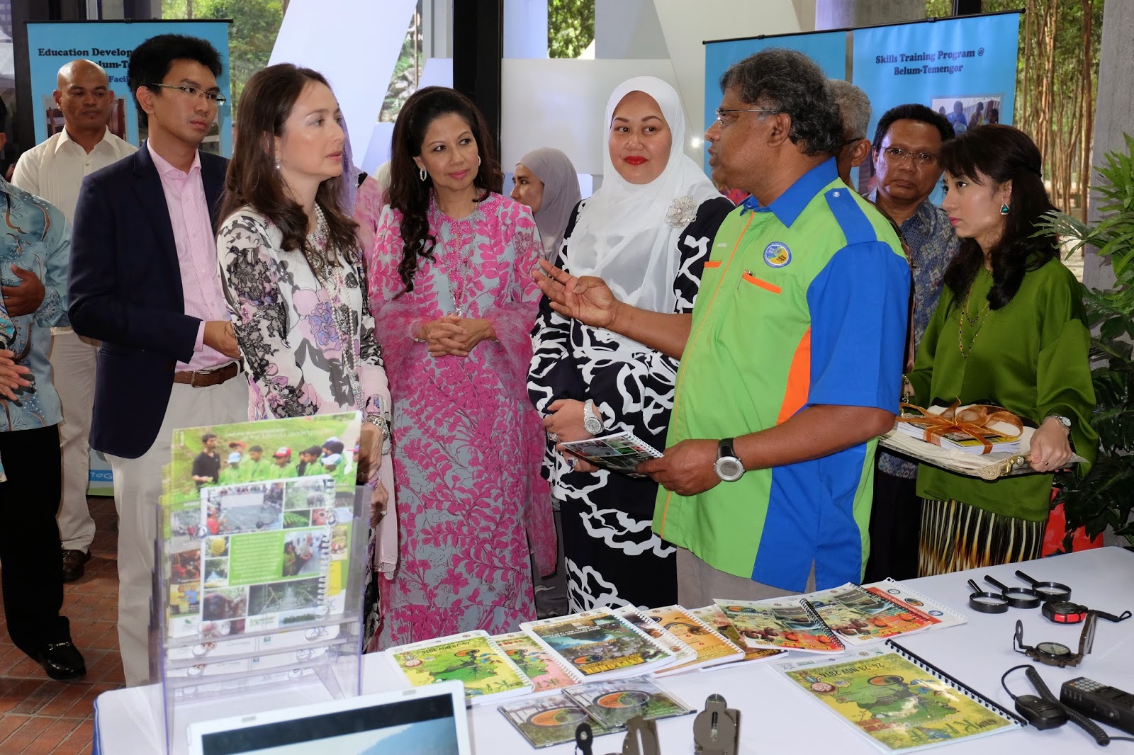 Kee Hua Chee Live!: HER ROYAL HIGHNESS THE SULTANAH OF PERAK, DYMM RAJA ...