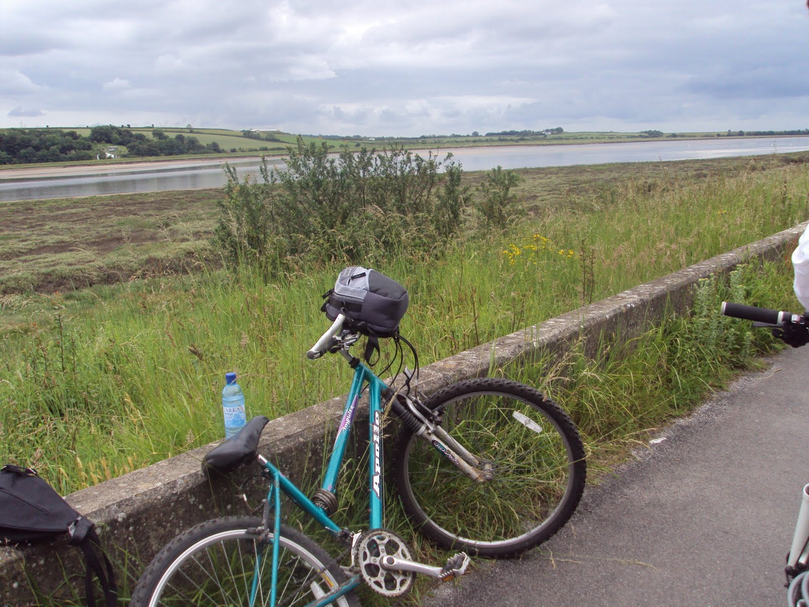 How to be slim and still eat sausages: Cycling the Tarka Trail, Devon ...