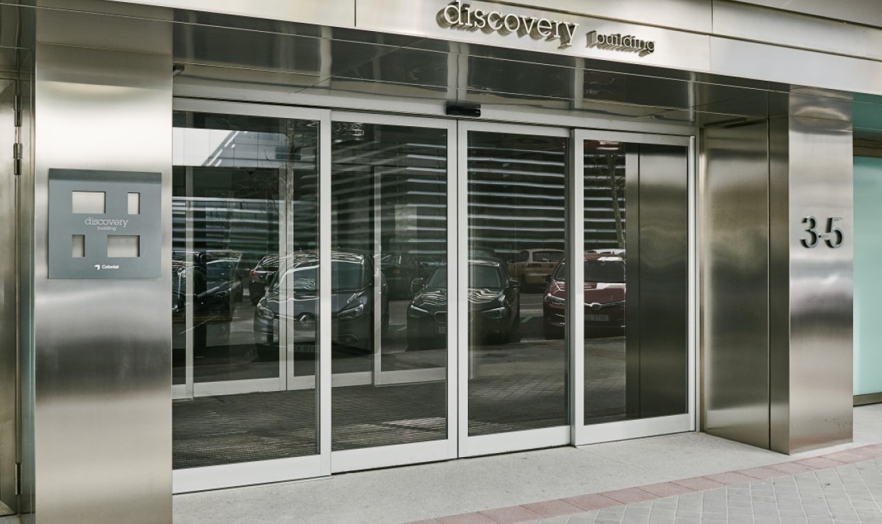 170 detectores DG-HFC-R-DOMO (gas R410A) en Discovery Building de ...