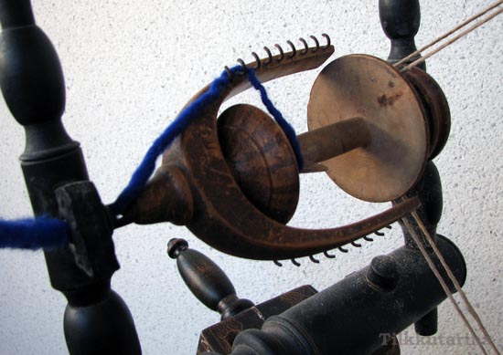 Tilkkutarina: Rukilla kehräämään!