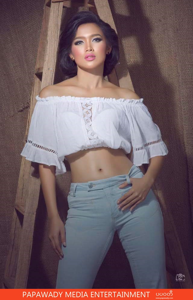 Aye Myat Thu , Moe Hay Ko , Thinzar Wint Kyaw Join Together In Studio Advertisement Photoshoot