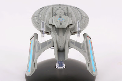 The Trek Collective: Review: The Official Starships Collection - USS Titan