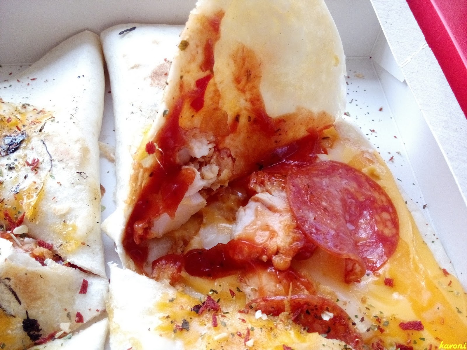 kavoniho žrádlo: Chizza Pepperoni a Chizza Italiana, KFC