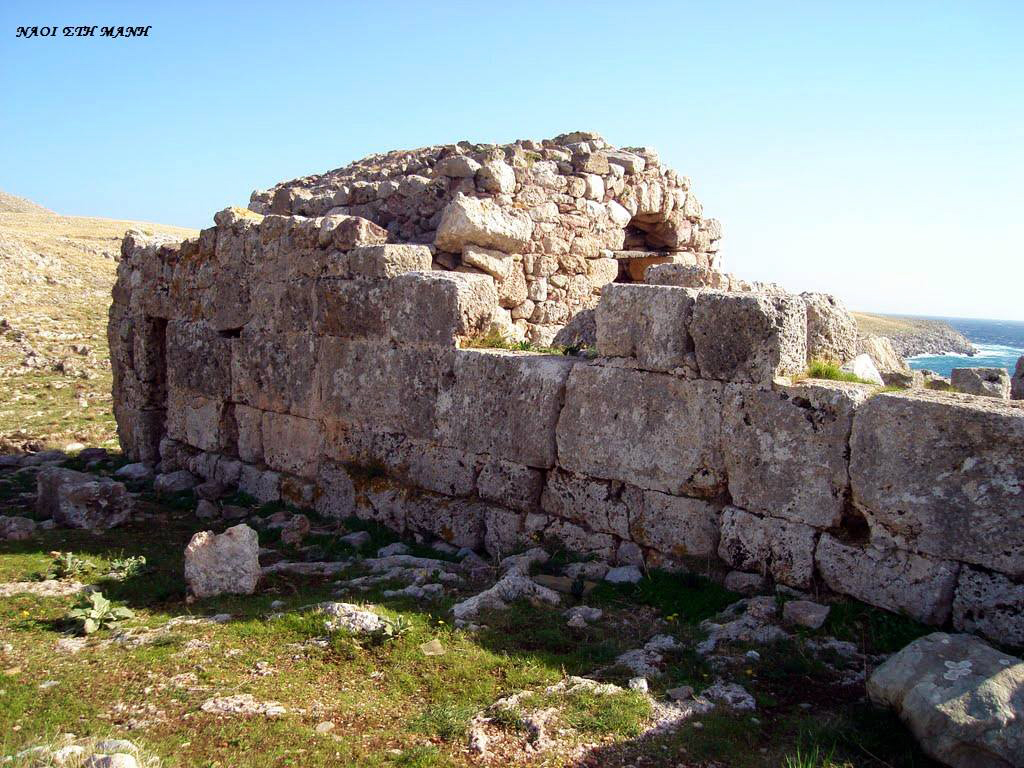 ΝΑΟΙ ΣΤΗ ΜΑΝΗ: ΤΑΙΝΑΡΟ (ΝΑΟΣ ΑΣΩΜΑΤΩΝ)