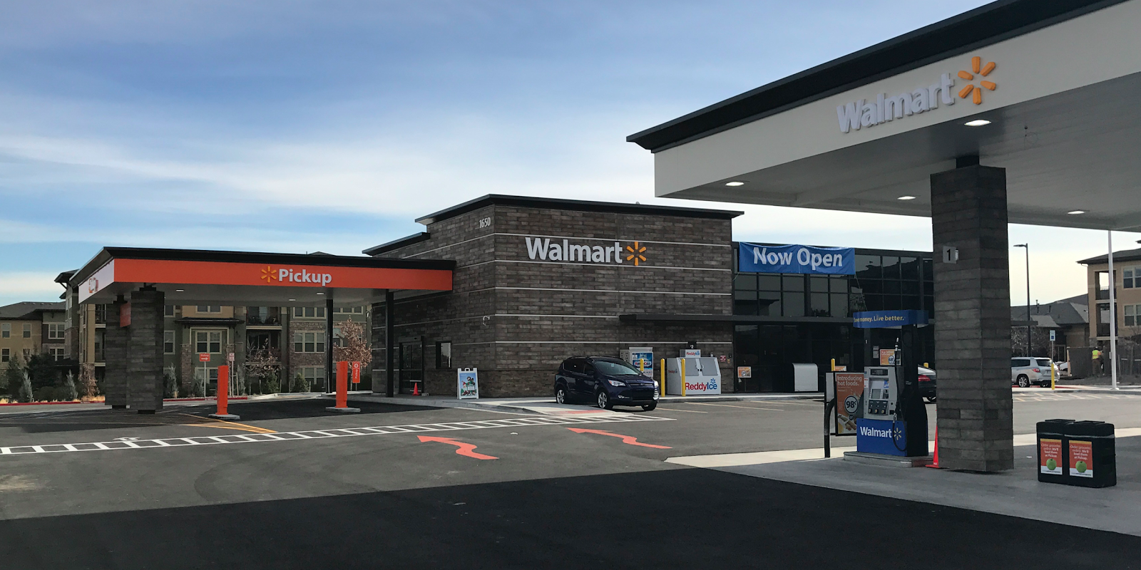 Foodservice Solutions: Walmart Adds Drive-Thru to new C-Store Format