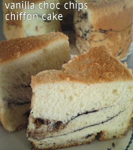 Cooking Pleasure: Vanilla and Choc Chips Chiffon Cake
