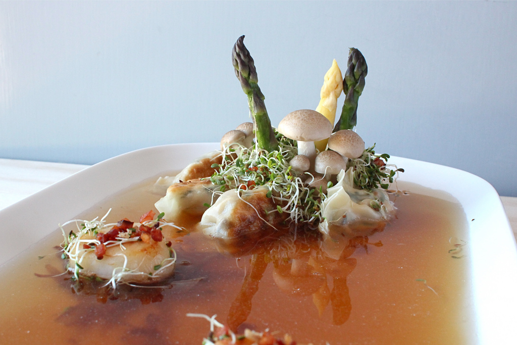 Food Endeavours of the Blue Apocalypse: Umami Flood Apocalypse