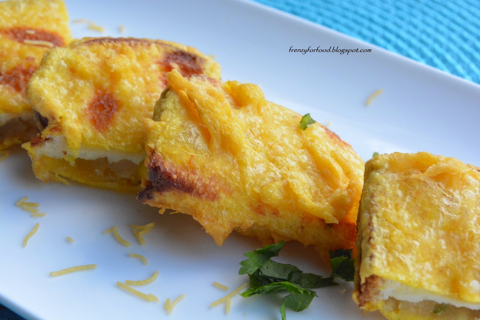 Food Frenzy....!!: Bread Pakoda Chaat!!