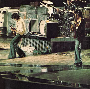 Concert Stage Design - The Lotus Stage - SHIDOOBEE with StonesDoug