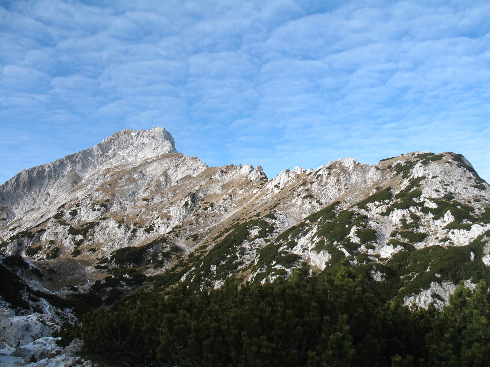 Svet pod lahkimi koraki: Veliki vrh in Ojstrica