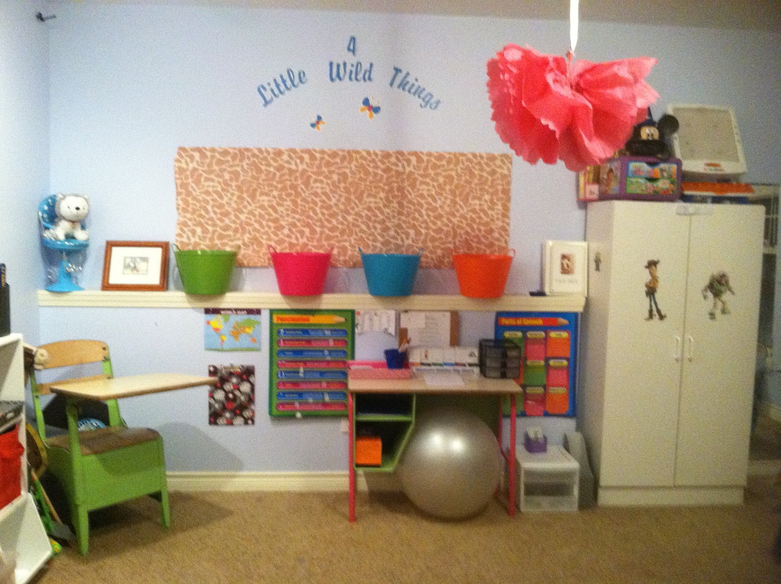 Discovery Kidzone Montessori Adventures: Our Homeschool Classroom...so far!