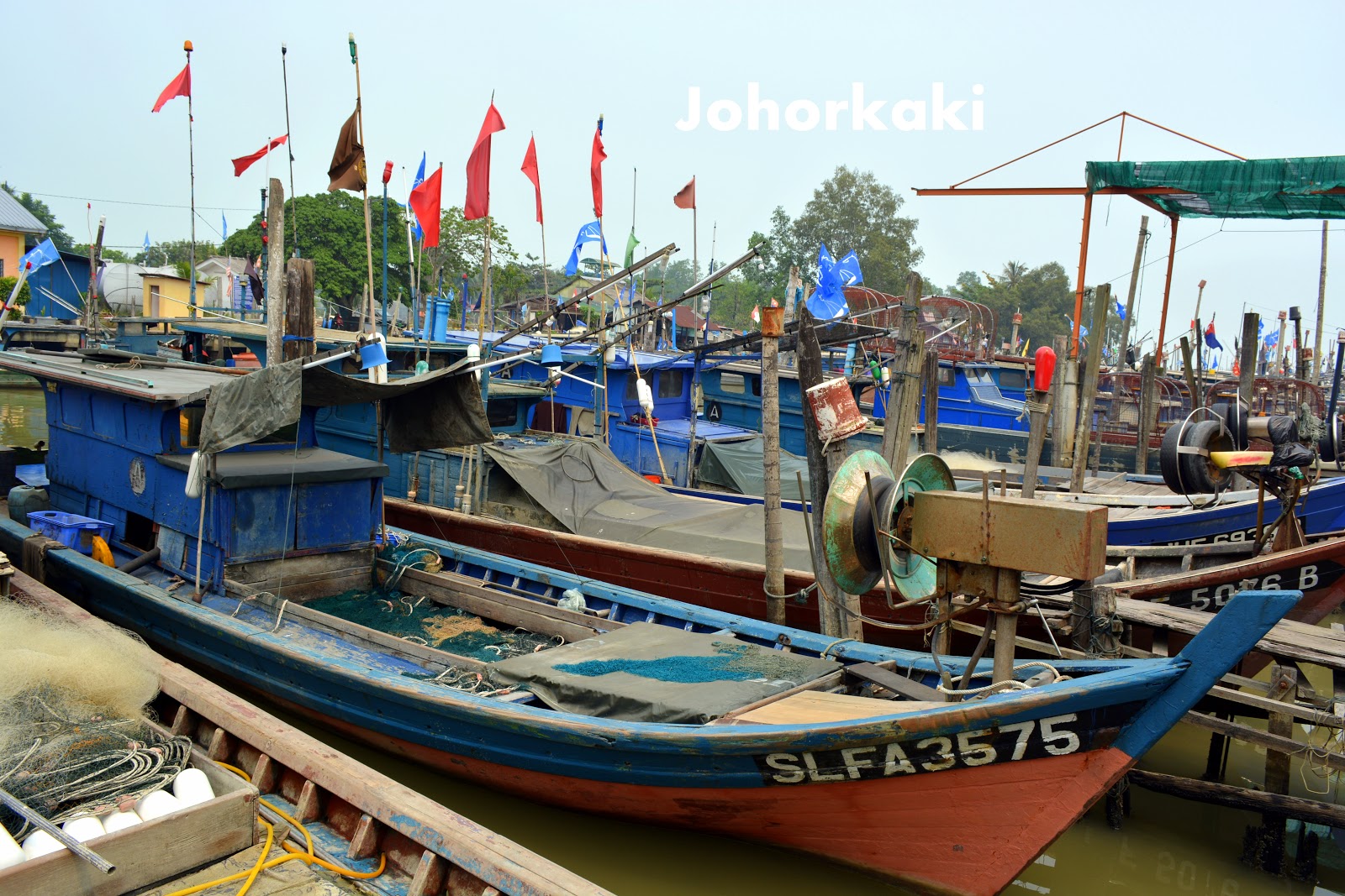 Asam Pedas Mak Pon in Parit Jawa, Muar, Johor |Tony Johor Kaki Travels ...