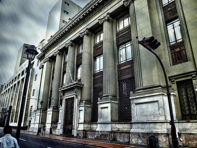 Antiguo Banco Italiano de Lima - Perú: En la actualidad es el Banco de ...