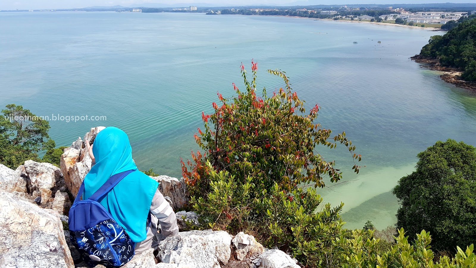 Titian Perjalanan : Bukit Batu Putih, Tanjung Tuan, PD