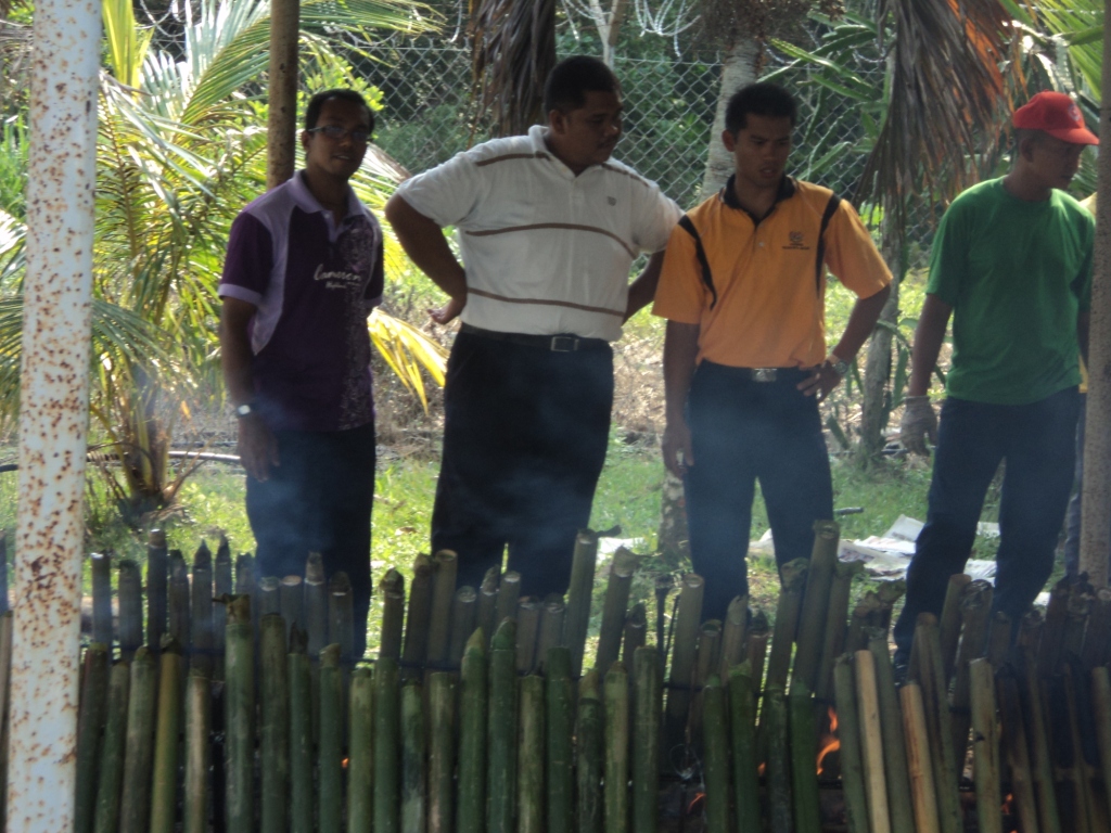 Kelab Keluarga dan Kakitangan PUSPEN Muar: 2011