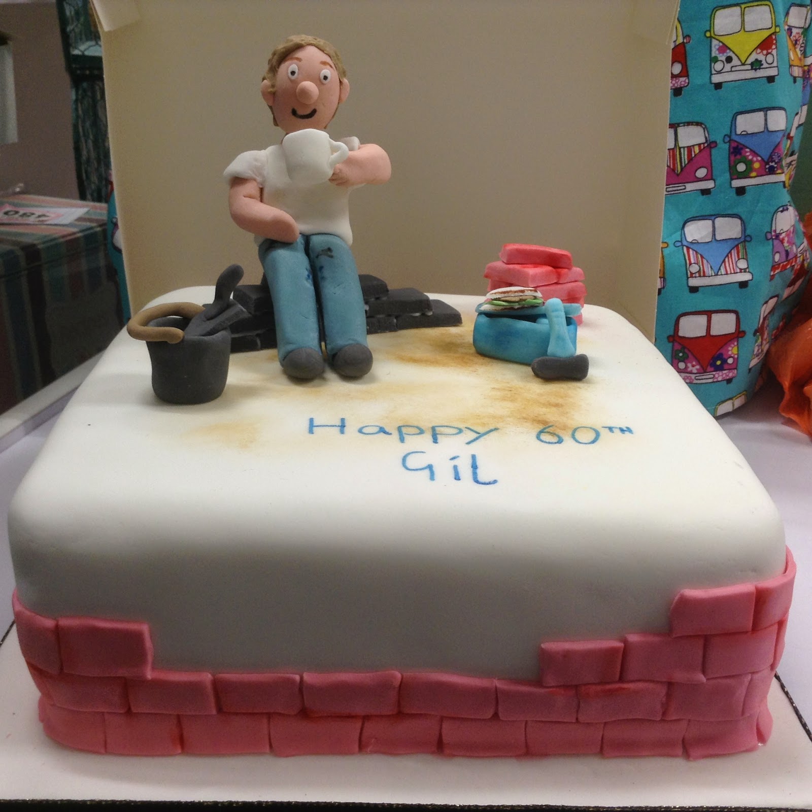 Chintzy Cakes: May 2015