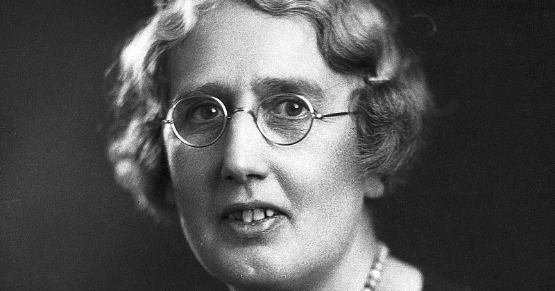 Guest post: Edith McCrea, FRCSI- Her story