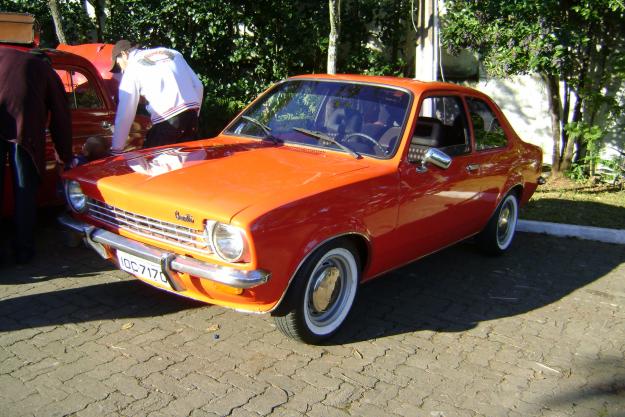 Apaixonados por Carros Antigos: Chevrolet Chevette 1973