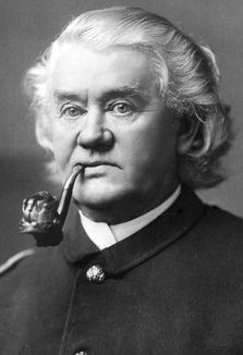 Famous Pipe Smokers: 06/04/12