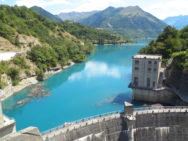 Avignon in Photos: Le lac du Sautet