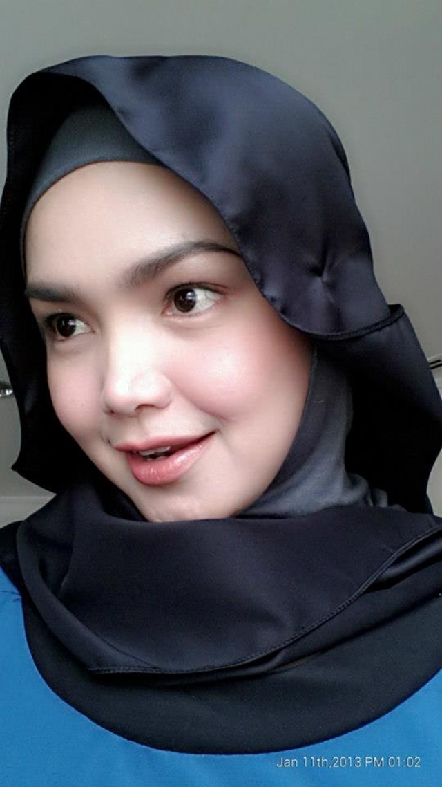 5 Gambar Comel Siti Nurhaliza Bertudung Sempena Hari Lahir Ke-34 - ! Love Is Cinta