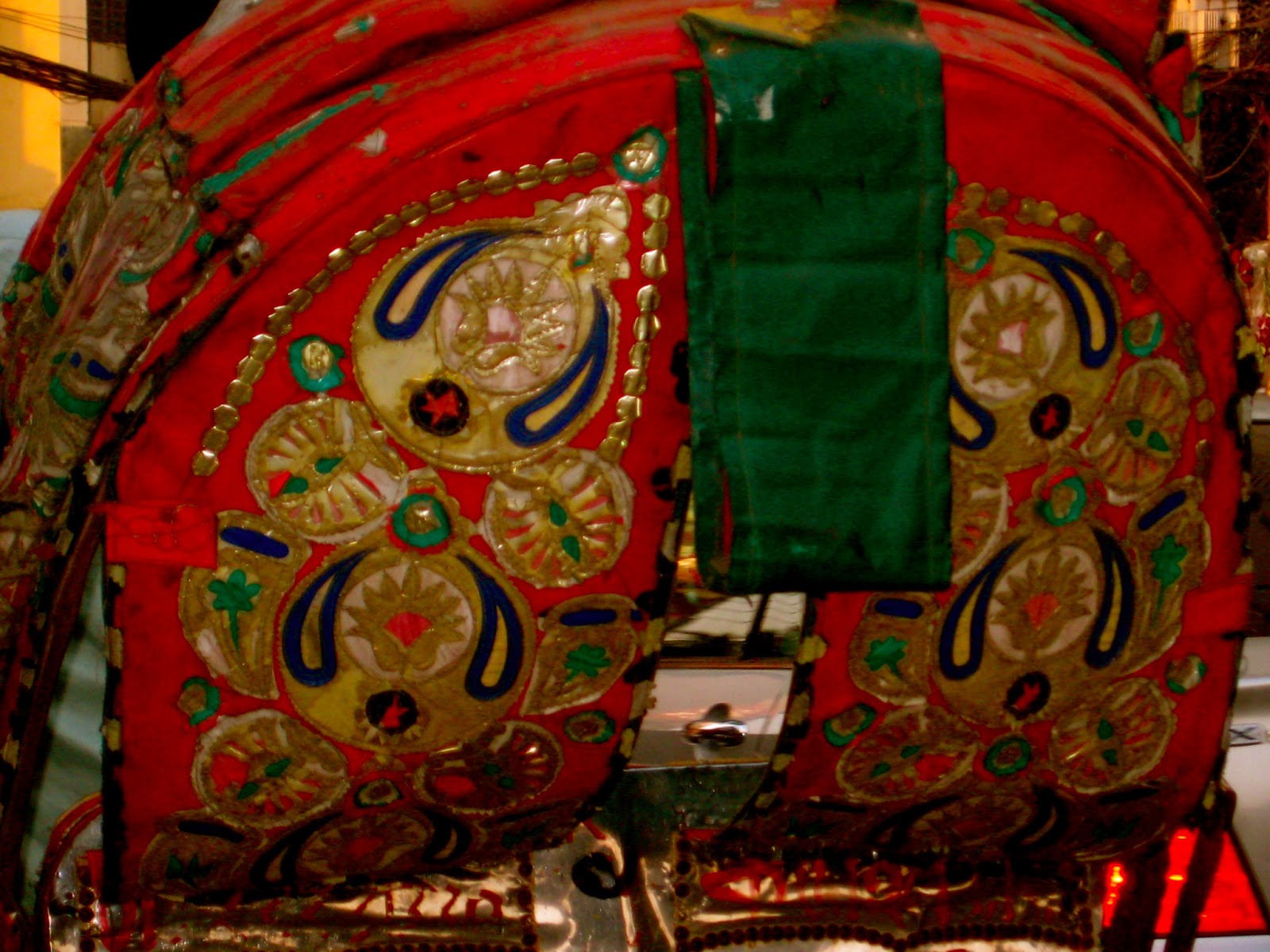 Ever-changing, Fascinating Dhaka : Rickshaws and their Art, in bright ...