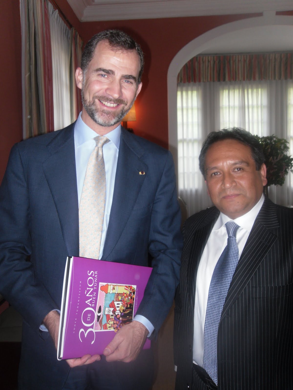 Fondo Editorial USMP: 30 años de buen tunar - Primer libro de Tuna en Perú