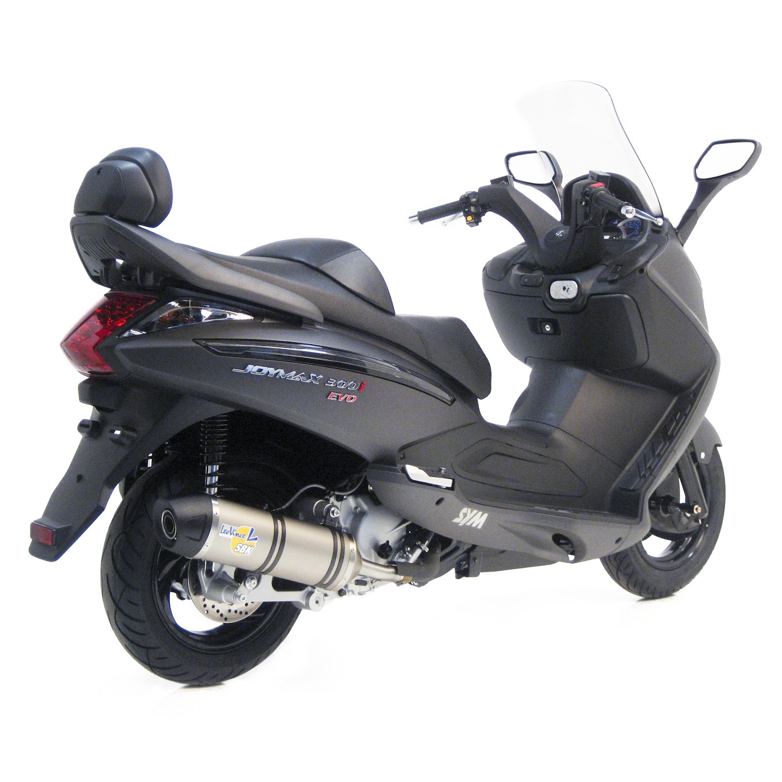 A SYM do Espanhol Careca: Sym GTS 300i com escape LeoVinci