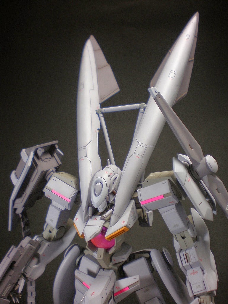 MG 1/100 GN-X Custom Build converted to Throne Varanus