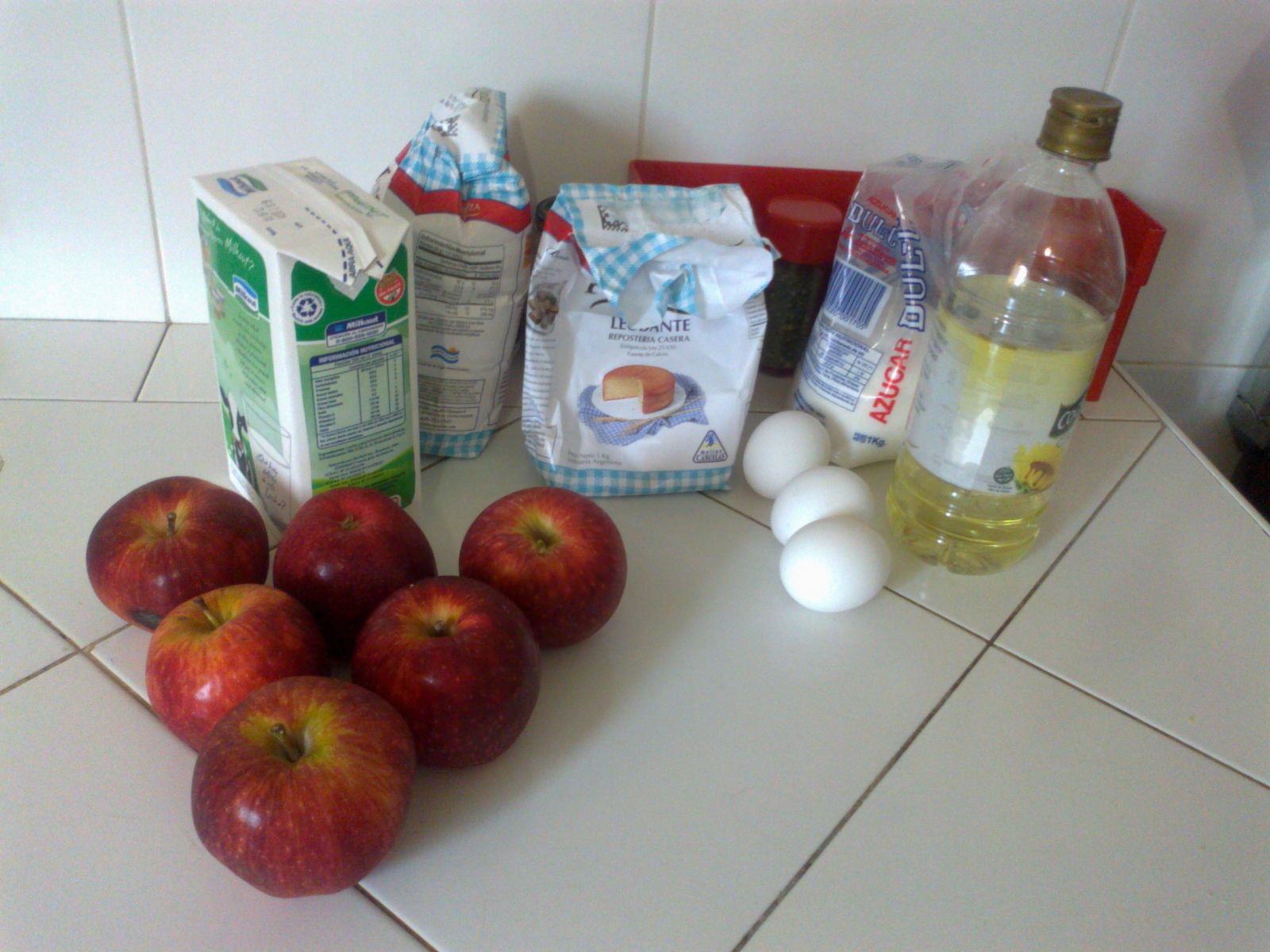 Tortas Ecuador: Torta con fruta en Ecuador