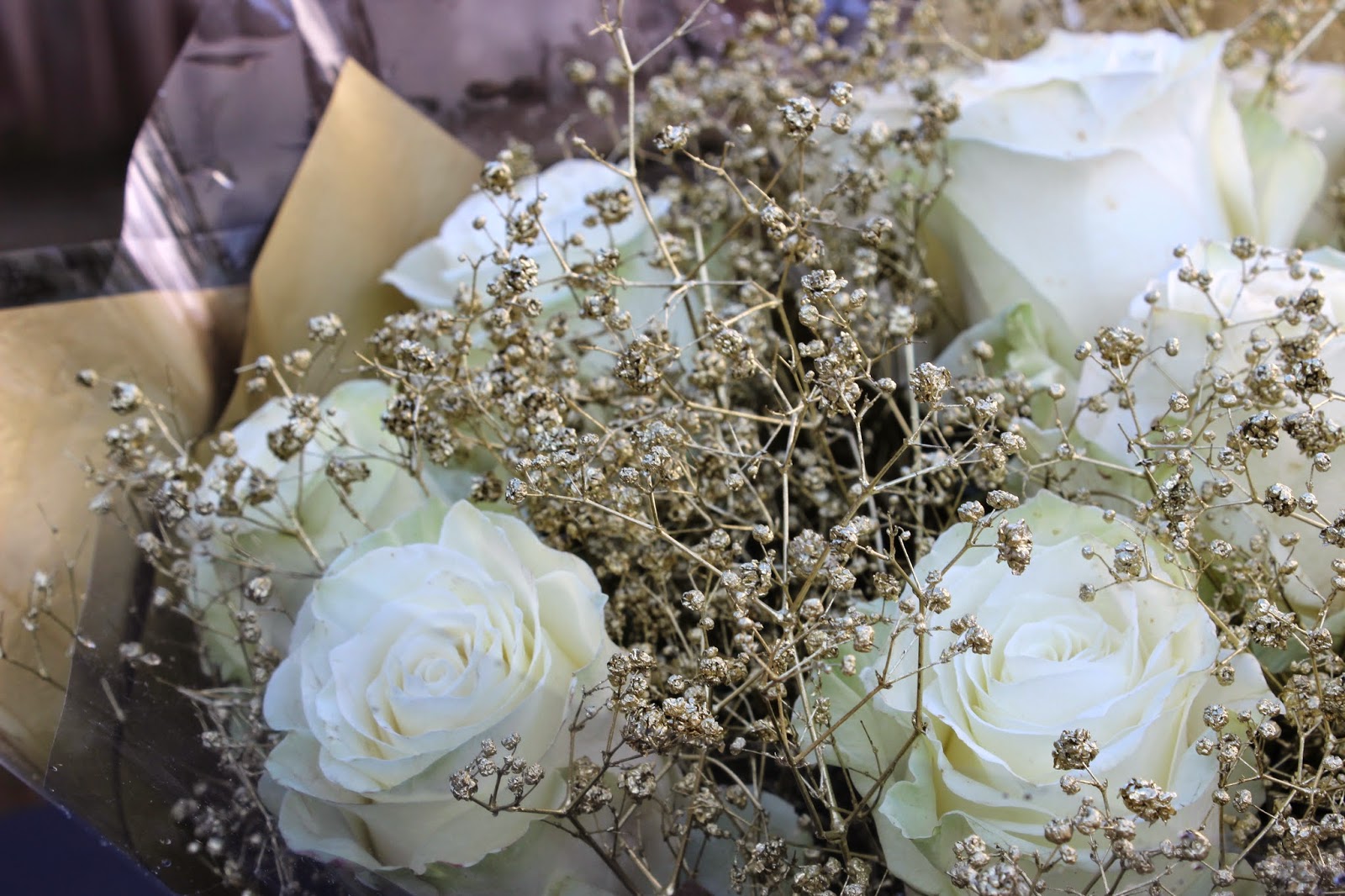 Floric Gold Frankincense & Myrrh Bouquet Review | The Human Mannequin