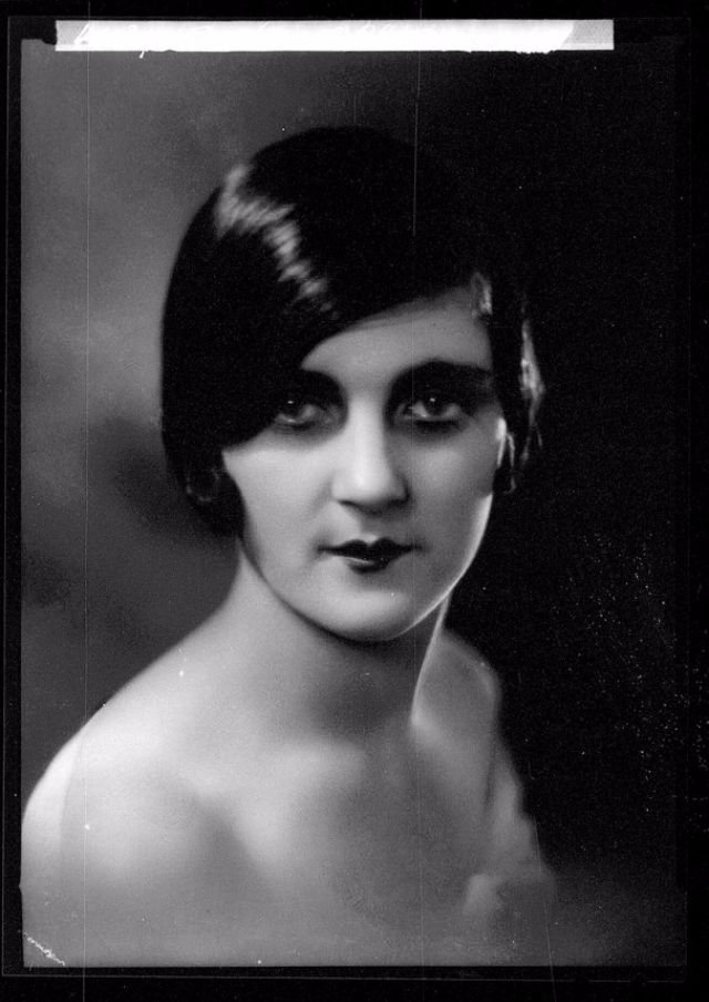 William Hall Portrait Photography: A Look Back the Beauty of Women in ...