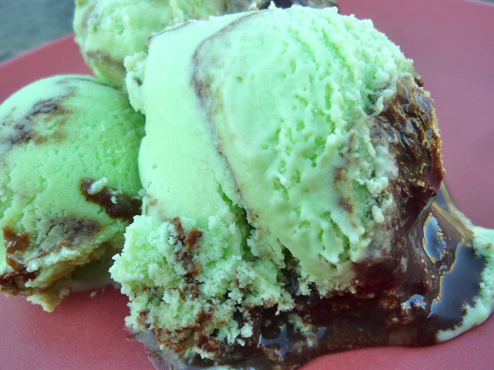 Spearmint Fudge Ripple Ice Cream – Diary of a Mad Hausfrau