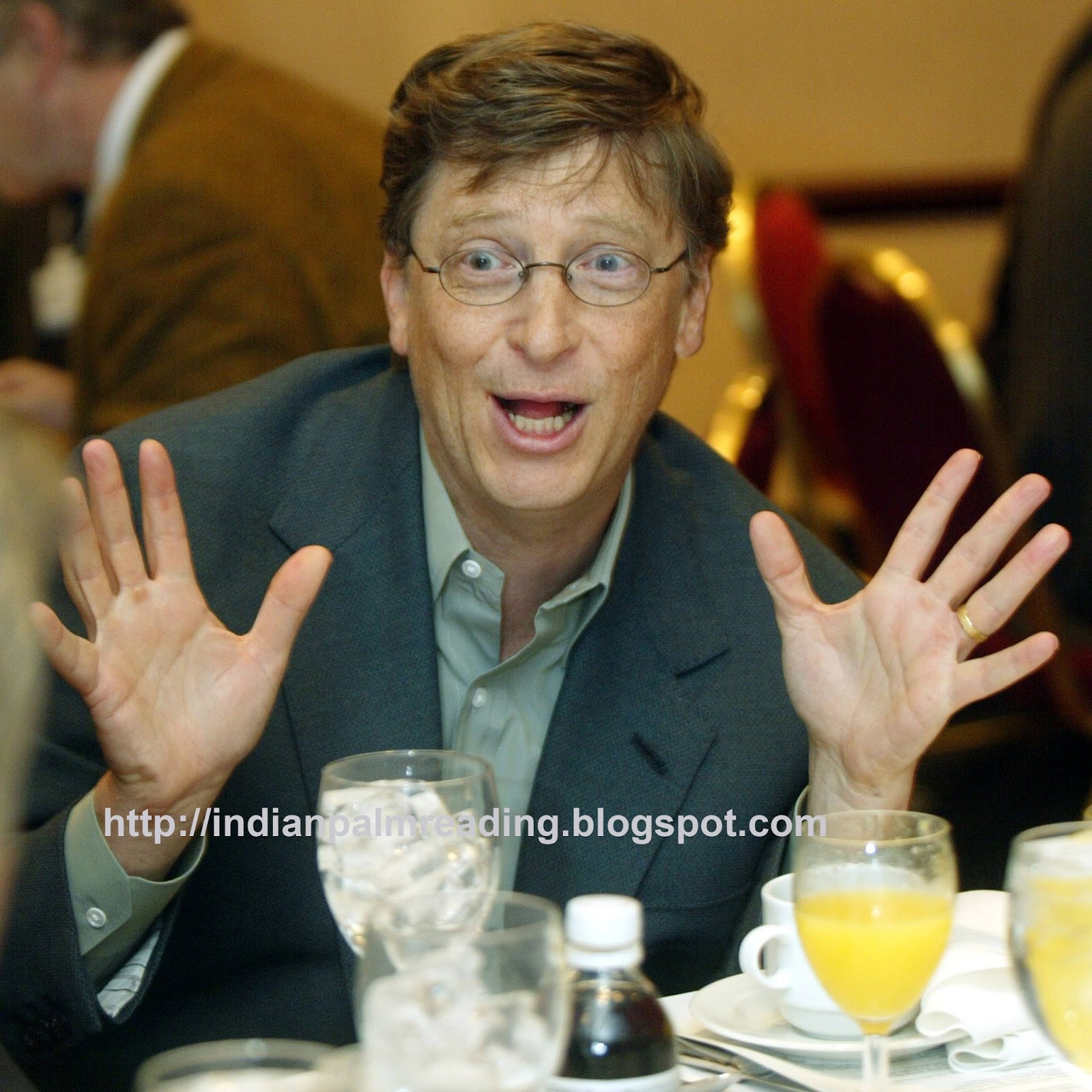 Hand Image Of Millionaire Bill Gates Palmistry ~ INDIAN PALMISTRY ...